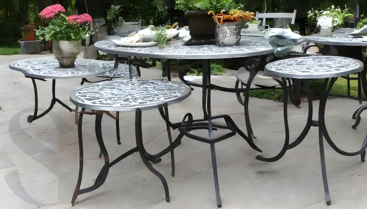 Buyers Guide (2025): Cast Aluminum Tables for Your Patio
